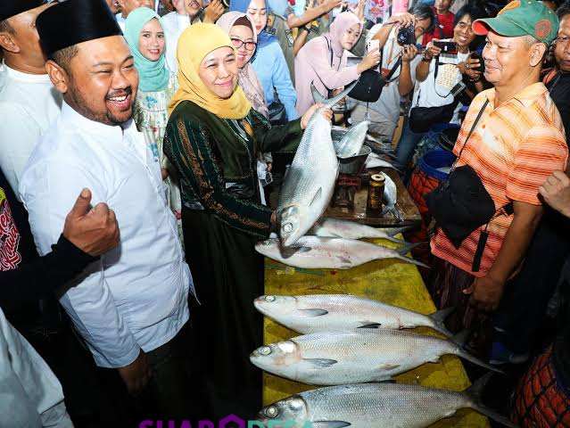 Tradisi Pasar Bandeng Kawak Meriahkan Menjelang Lebaran di Gresik ...